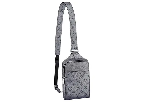 LOUIS VUITTON Outdoor Slingbag