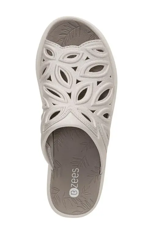 LIFESTRIDE Bzees Susie Slide Sandal - Sand Fabric