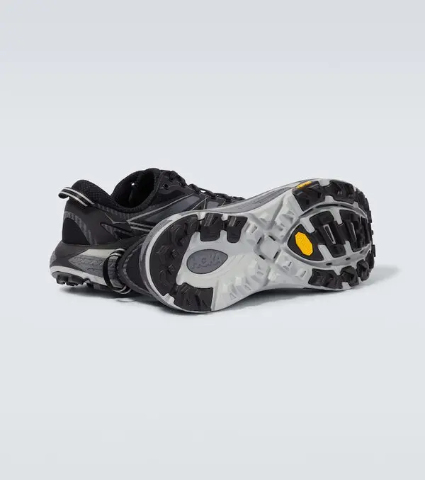 Hoka One One Mafate Speed 2 Sneakers - Black