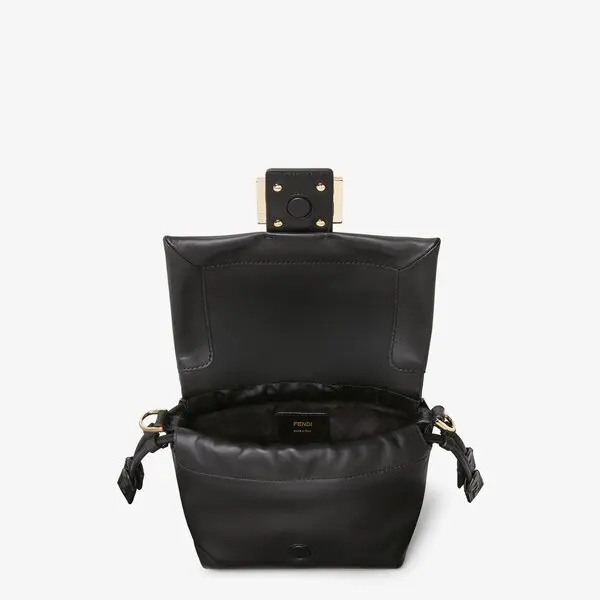 Fendi Mamma Baguette Small