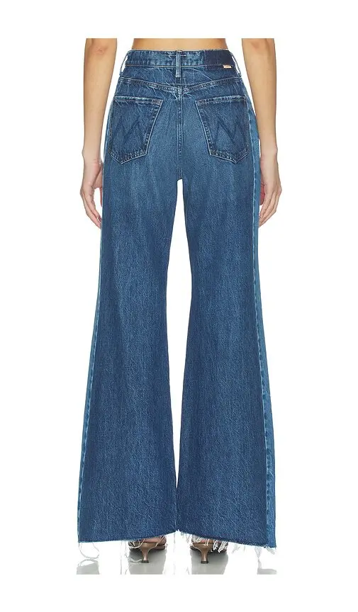 MOTHER The Tux Sidestepper Sneak Fray Jeans