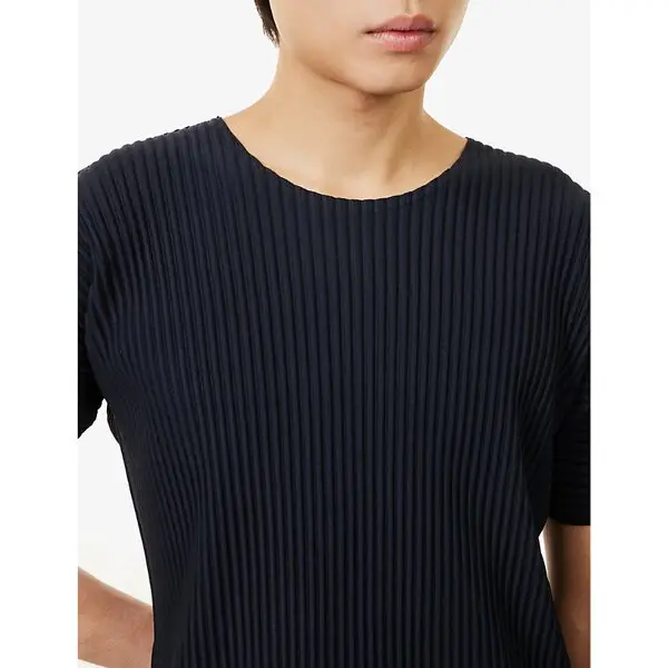 Issey Miyake Round-neck Pleated Knitted T-shirt - Navy