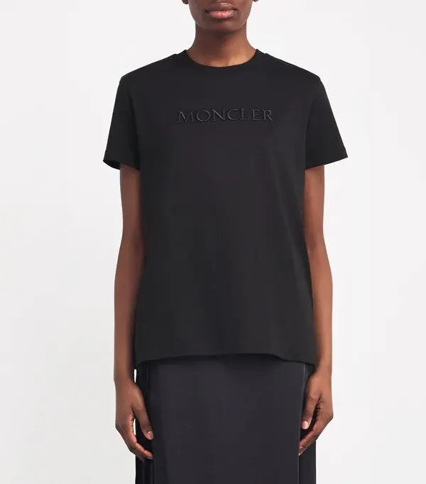 Moncler Embroidered Logo T-shirt - Black