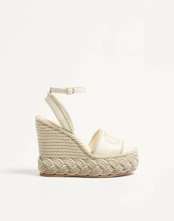 Valentino Garavani Vlogo Torchon Wedge Sandal In Nappa 130mm - Ivory