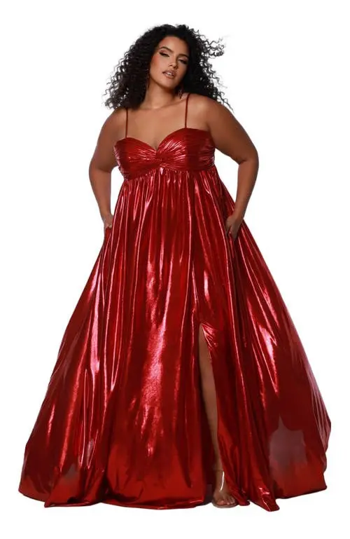 SYDNEY'S CLOSET Sweetheart Neckline Empire Waist Gown - Ruby