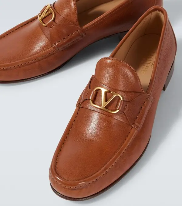 Valentino Garavani Vlogo Leather Loafers