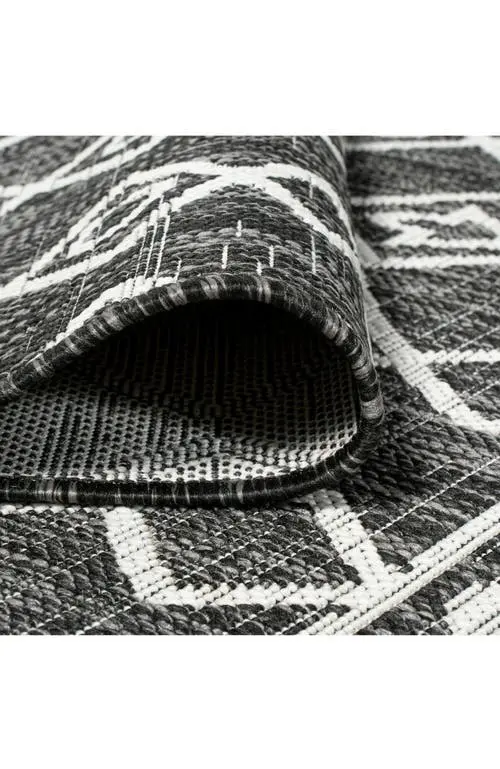 JONATHAN Y Kafel Bohemian Indoor/outdoor Area Rug - Black/ivory