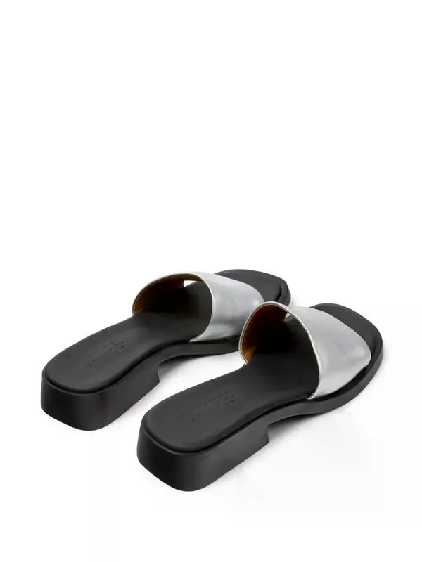 Camper Dana Mules