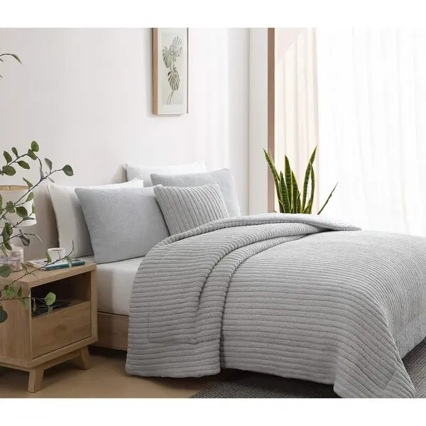 SUNDAY CITIZEN Snug Piped Comforter, Queen - Cloud Grey