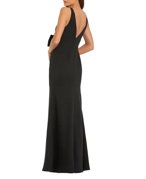 Mac Duggal Crepe Sleeveless V-neck Column Gown With Bow - Black