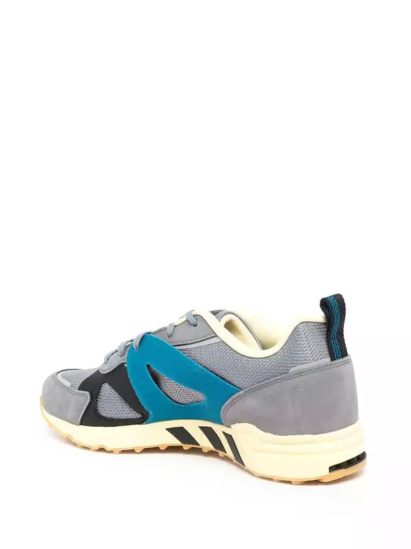Adidas Low-top Sneakers