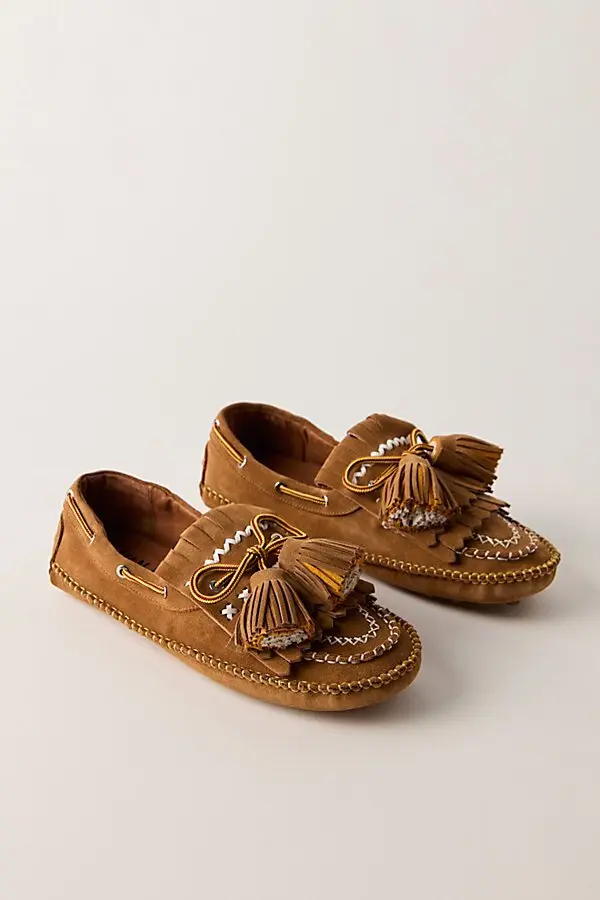 NAN-KU COUTURE Scandi Tassel Moccasins