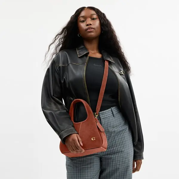COACH Lana Shoulder Bag 23 - Brass/clay