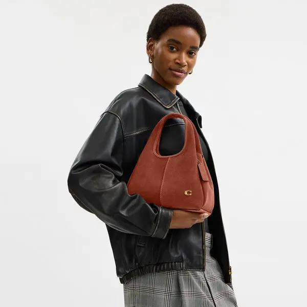 COACH Lana Shoulder Bag 23 - Brass/clay