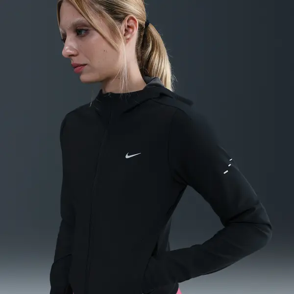 Nike Swift Therma-fit Fitted Running Jacket - Black