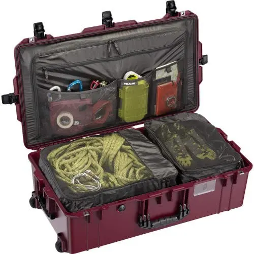 PELICAN Air 1615 Travel Case - Red