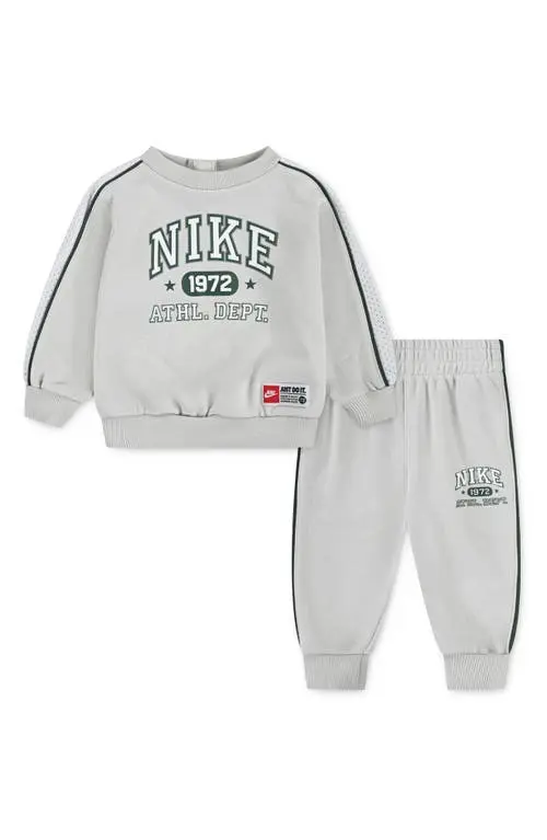 Nike Essential Fleece Sweatshirt And Joggers Set