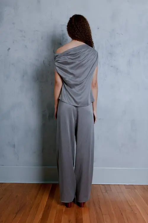 UNTITLED IN MOTION Solange Off-the-shoulder Top