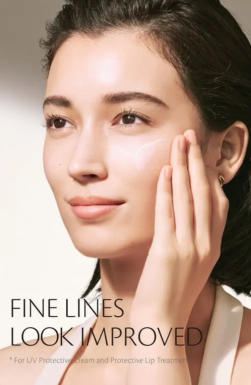 CLE DE PEAU BEAUTE Uv Care Essentials Skin Care Set $333 Value