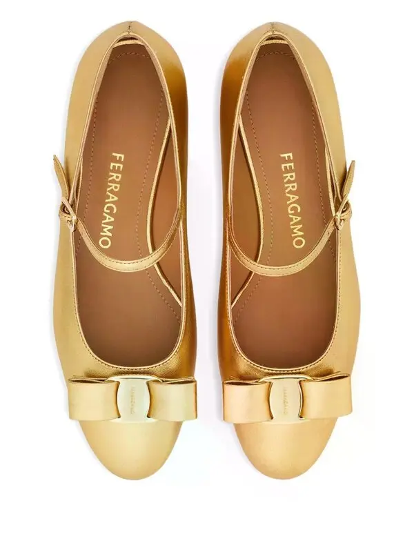 FERRAGAMO 30mm Vara Bow Mary Jane Pumps