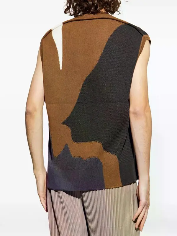 Issey Miyake Round Neckline Vest