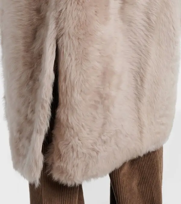 Brunello Cucinelli Double-breasted Shearling Coat - Beige