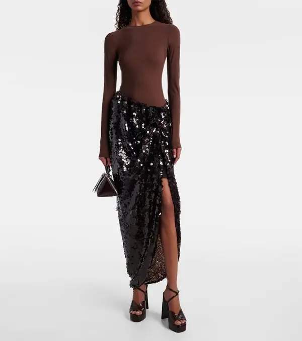 These Formal Winter Outfit Ideas Make Cold-Weather Dressing Look Easy