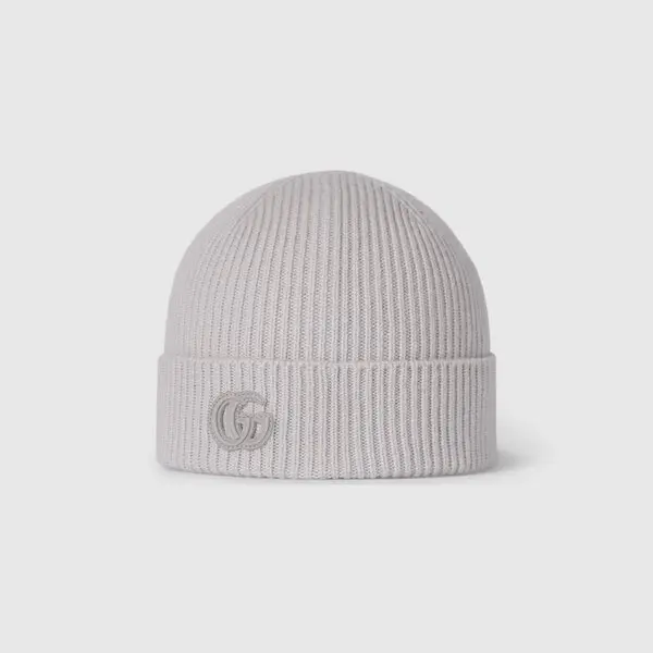 Gucci Cashmere Beanie With Leather Patch - Grey