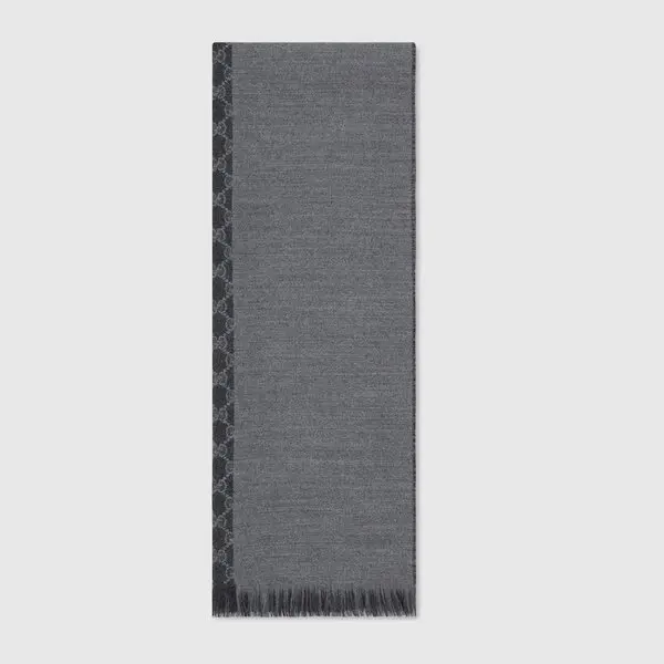 Gucci Gg Wool Jacquard Scarf - Grey