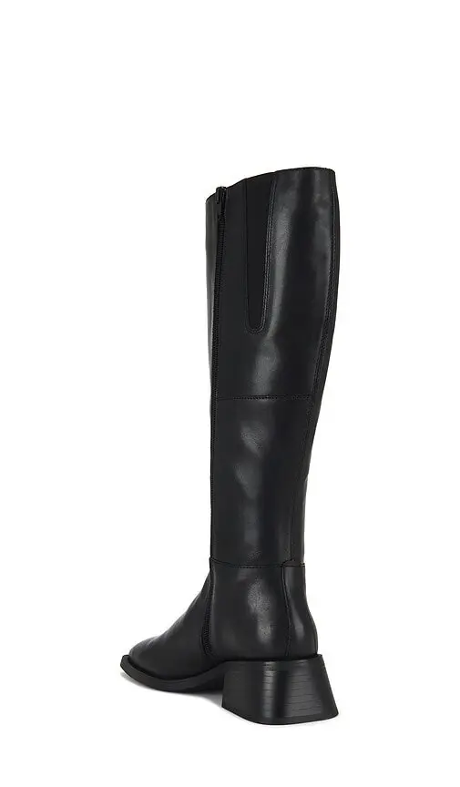 VAGABOND SHOEMAKERS Blanca Leather Boot