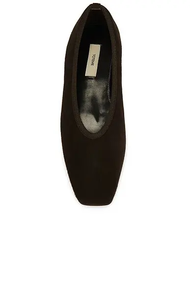 TOTEME Minimalist Suede Ballerina Flat - Pepper