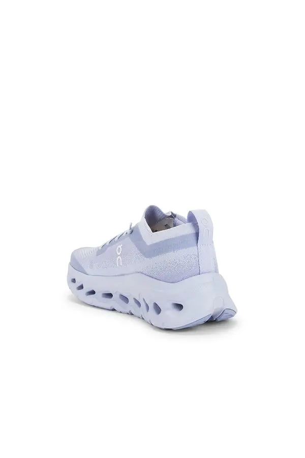 On Cloudtilt Moon Sneaker - Nimbus