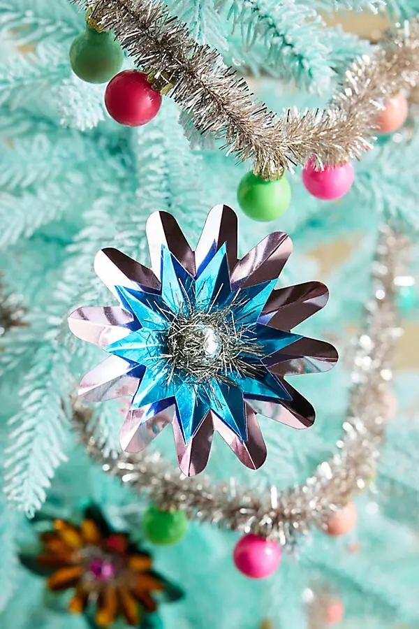 TERRAIN Set Of Reflector Ornament Clips