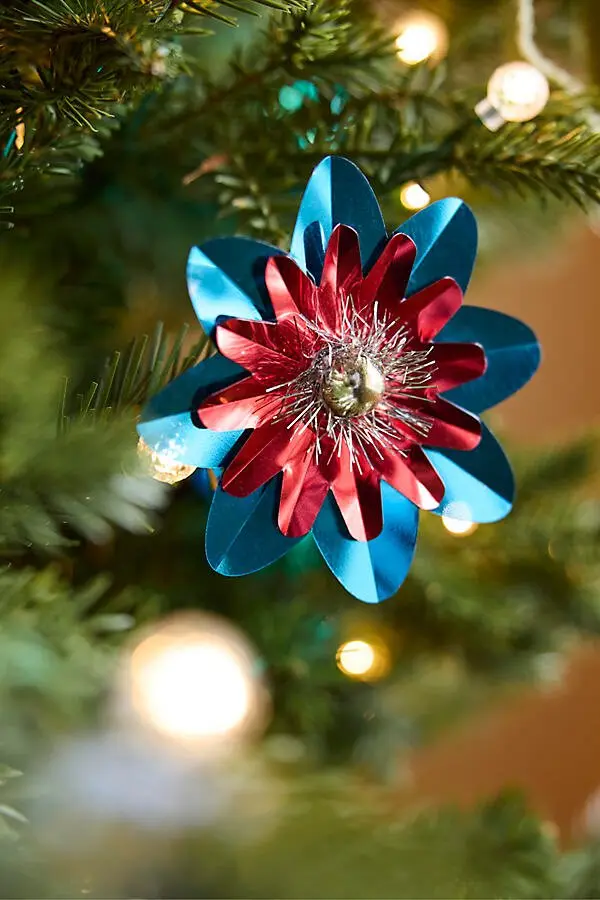 TERRAIN Set Of Reflector Ornament Clips