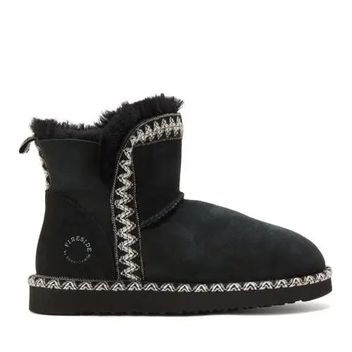 DEARFOAMS Fireside Perth Shearling Bootie - Black