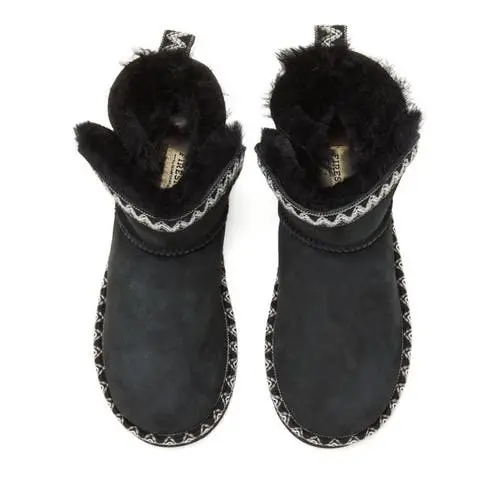 DEARFOAMS Fireside Perth Shearling Bootie - Black