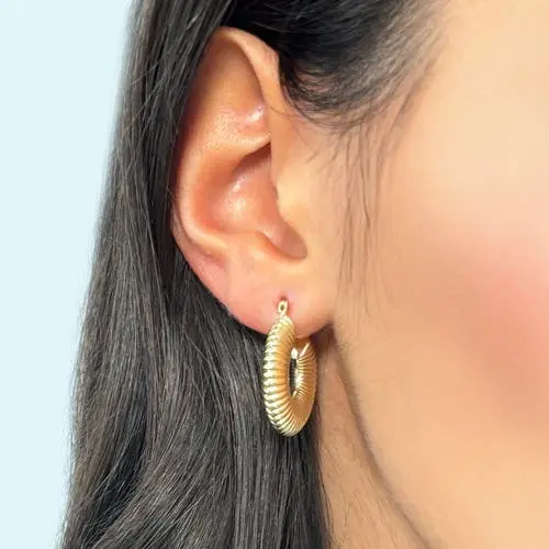 THE LOVERY FINE JEWELRY Ribbed Hoop Earrings