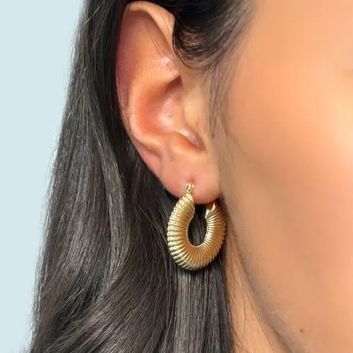 THE LOVERY FINE JEWELRY Ribbed Hoop Earrings