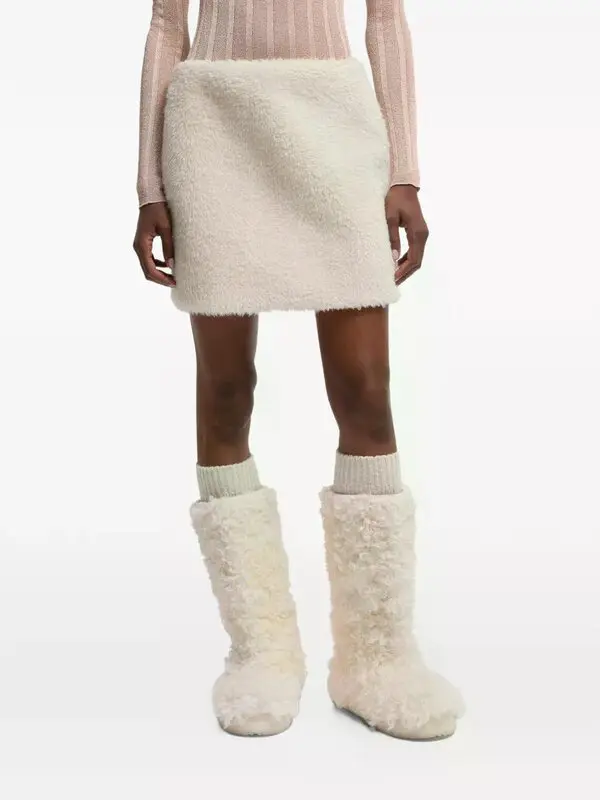 Moncler Fluffy Skirt With Logo Patch - Neutrals