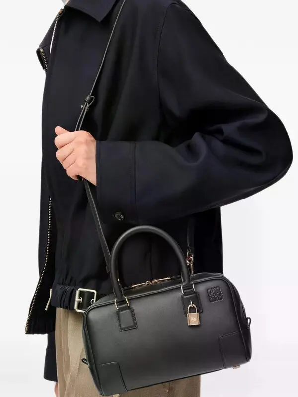 Loewe Amazona 23 Top-handle Bag - Black