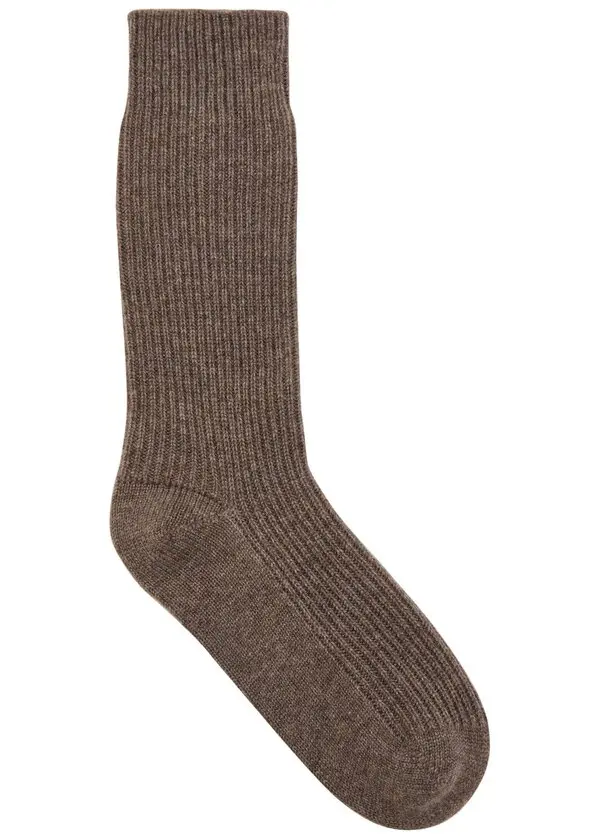 LISA YANG Zera Ribbed Cashmere Socks - Brown