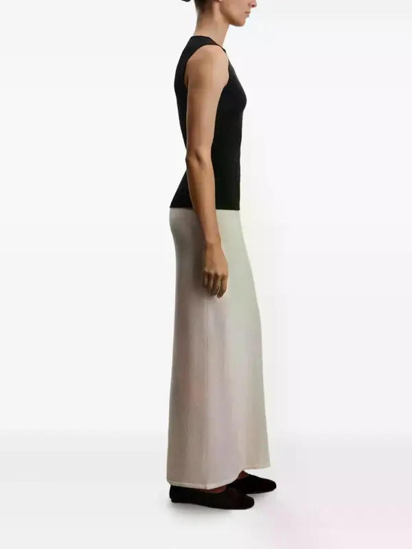 12 STOREEZ Sleeveless Tank Top
