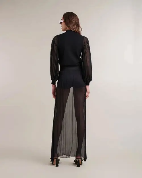 Anne Fontaine Knit Pullover With Embroidered Lace Detail