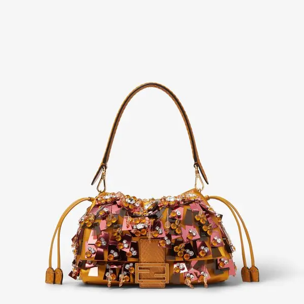 Fendi Mamma Baguette Medium