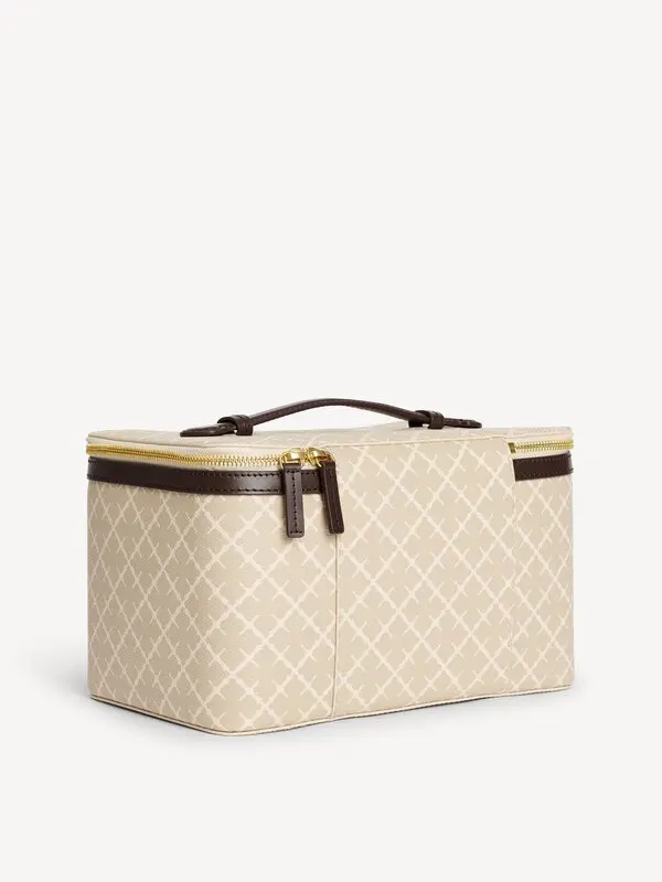 BY MALENE BIRGER Bae Beauty Cosmetics Case - Feather