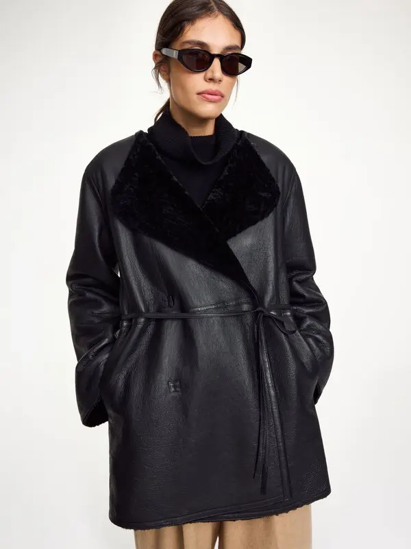 BY MALENE BIRGER Sannie Shearling Jacket - Black