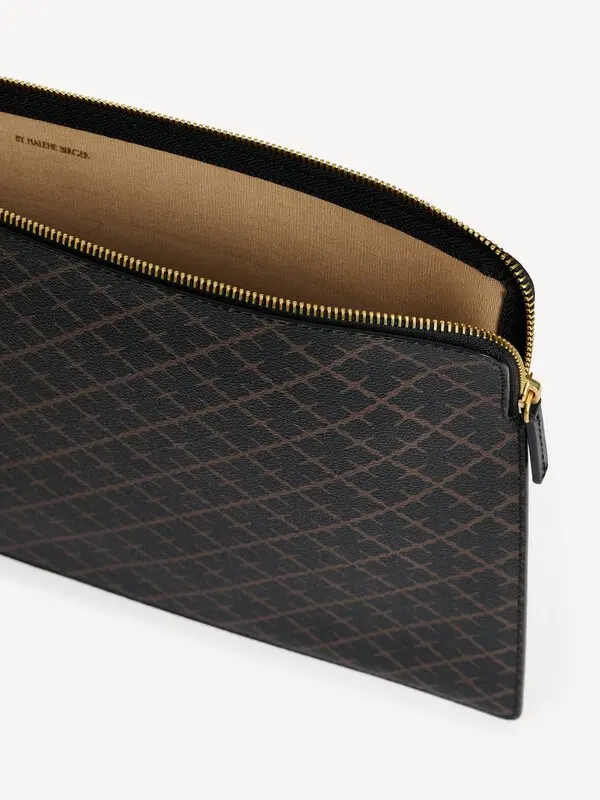 BY MALENE BIRGER Ivy Laptop Case 16 - Dark Chokolate