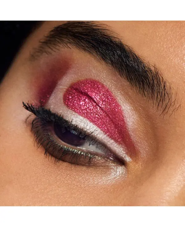 MAC COSMETICS Dazzleshadow Liquid Eyeshadow - Fuchsia Future
