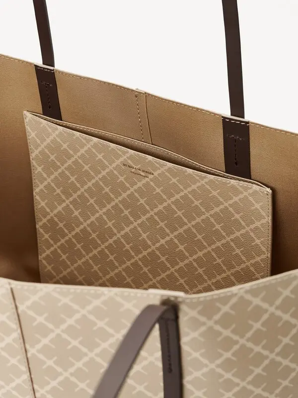 BY MALENE BIRGER Abi Printed Tote Bag