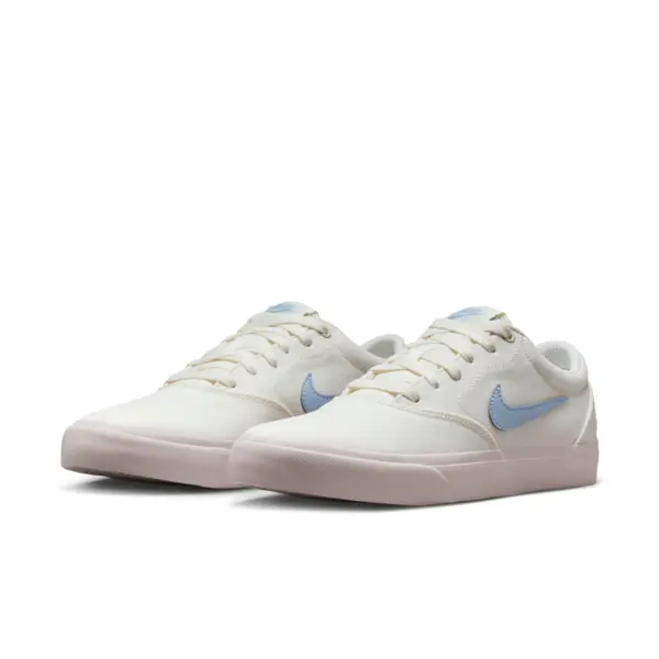 Nike Charge Canvas Low-top Sneakers